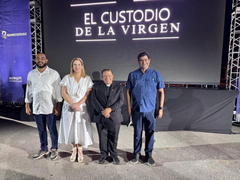 “El Custodio de la Virgen” hace historia en la Basílica de Higüey ...
